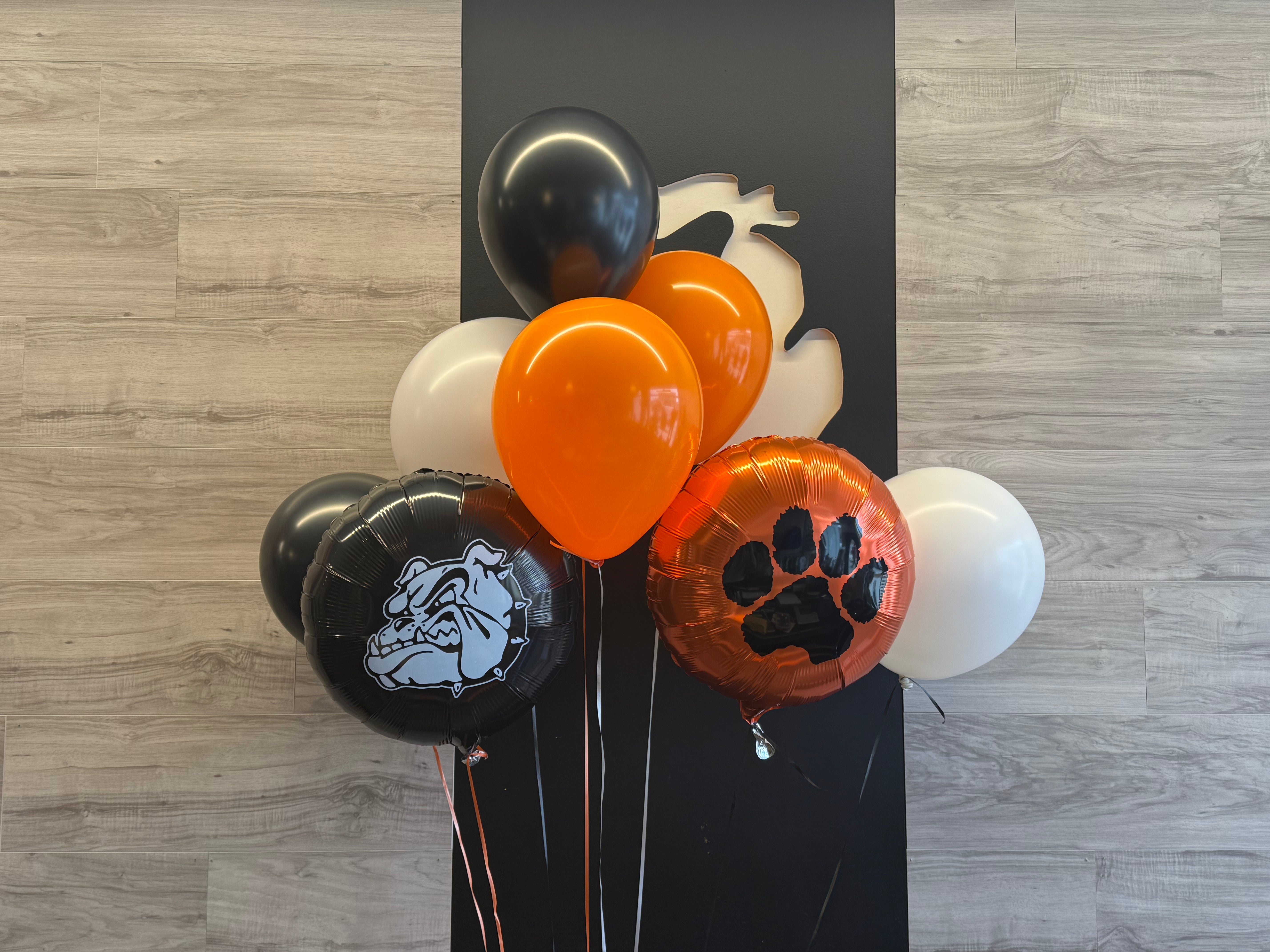 Big Bulldog Balloon Bouquet – Ivory Vines